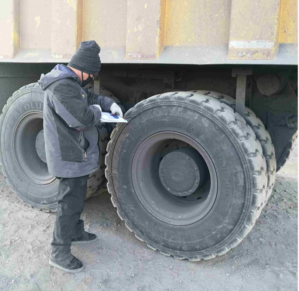 High-Performance Aeolus AE33 Tires for Mining | TNR International