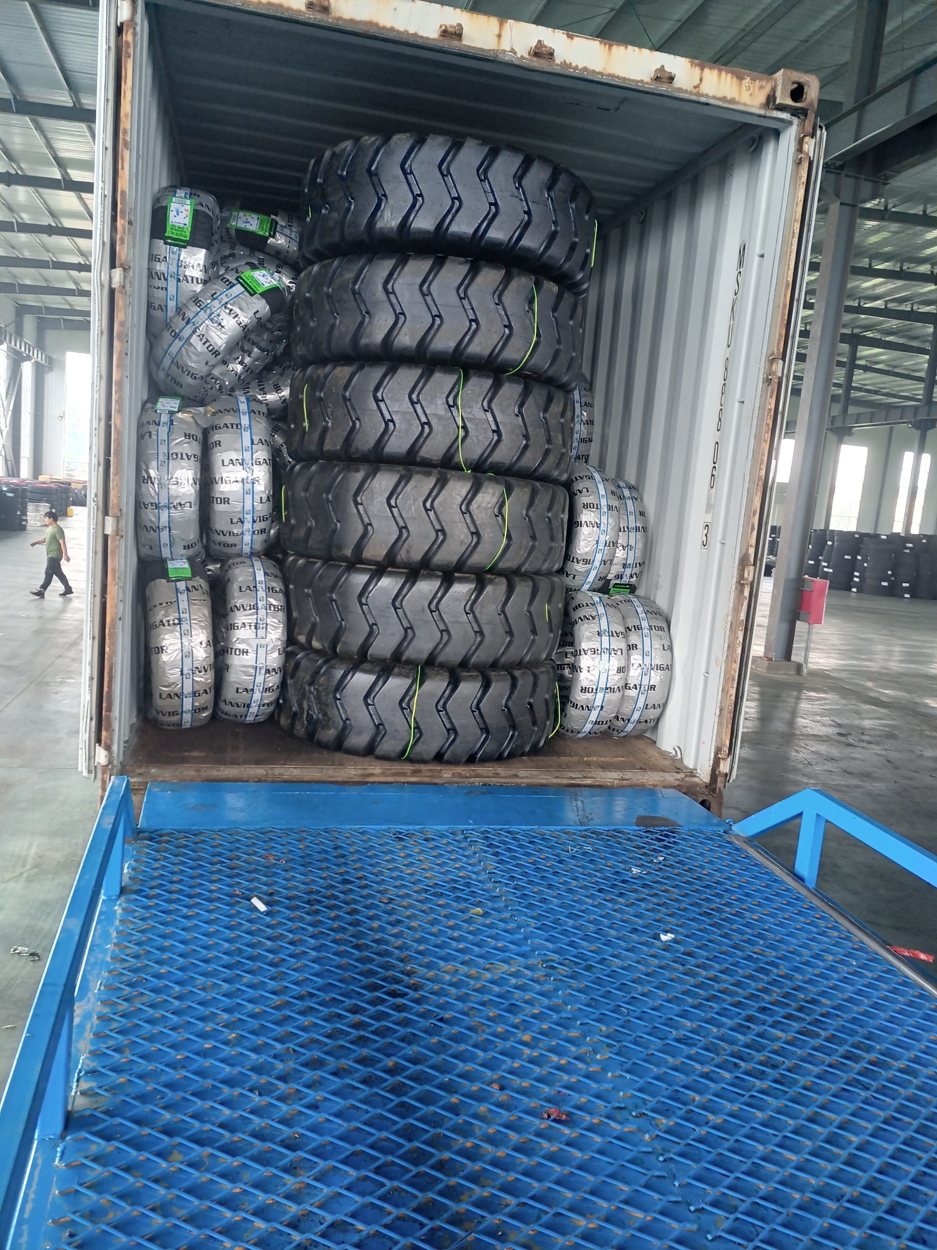 Efficient Mix Loading Solutions for Tires | TNR International